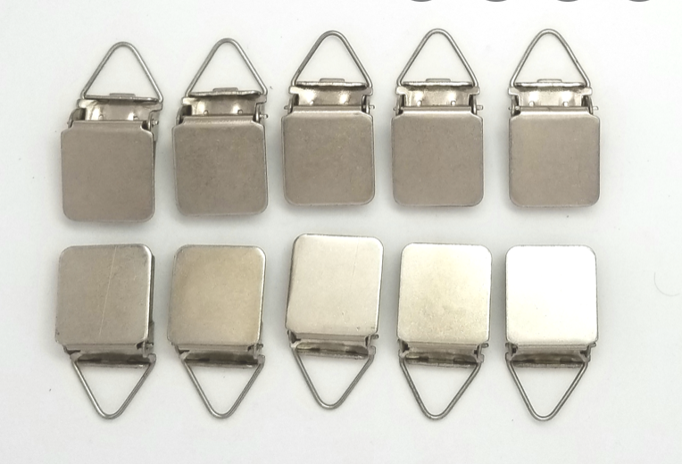 How to Make Striking Displays out of your Quilts - Rhapsody Red Designs